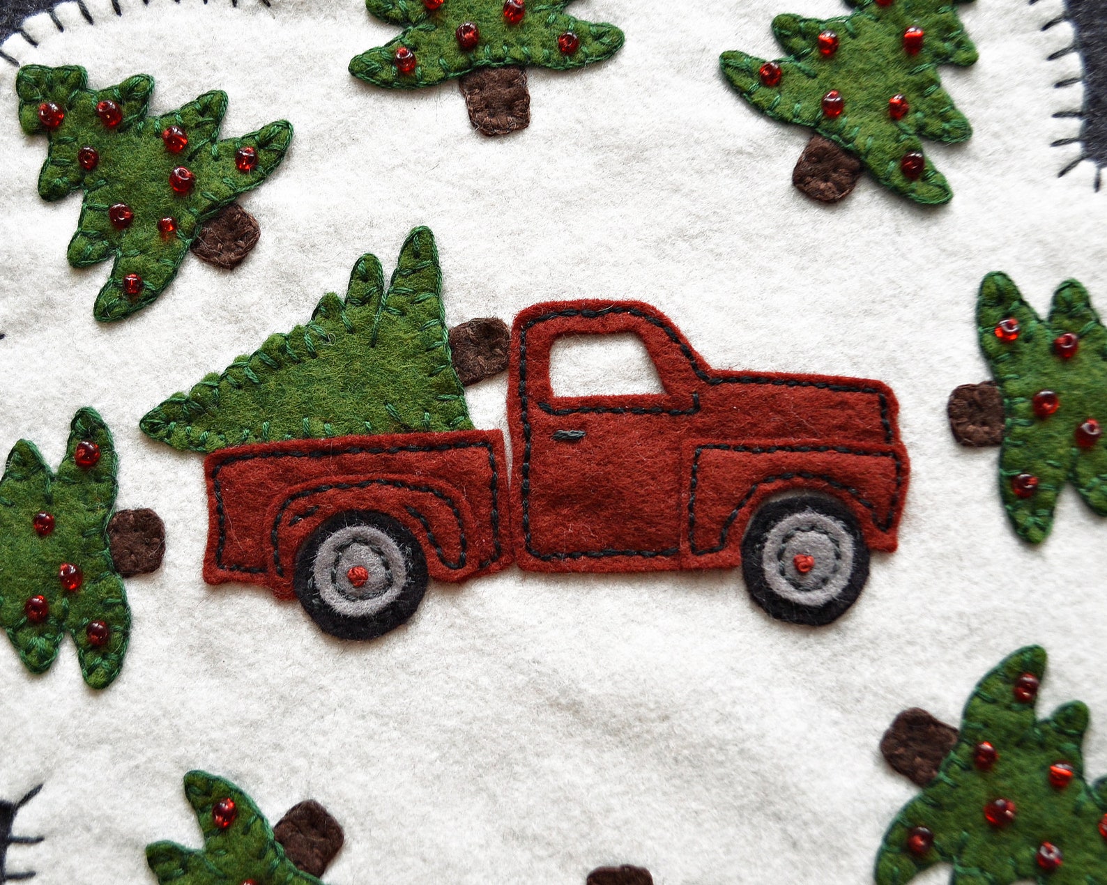DIGITAL Pattern Farm Fresh Christmas Penny Rug Wool Red Truck - Etsy