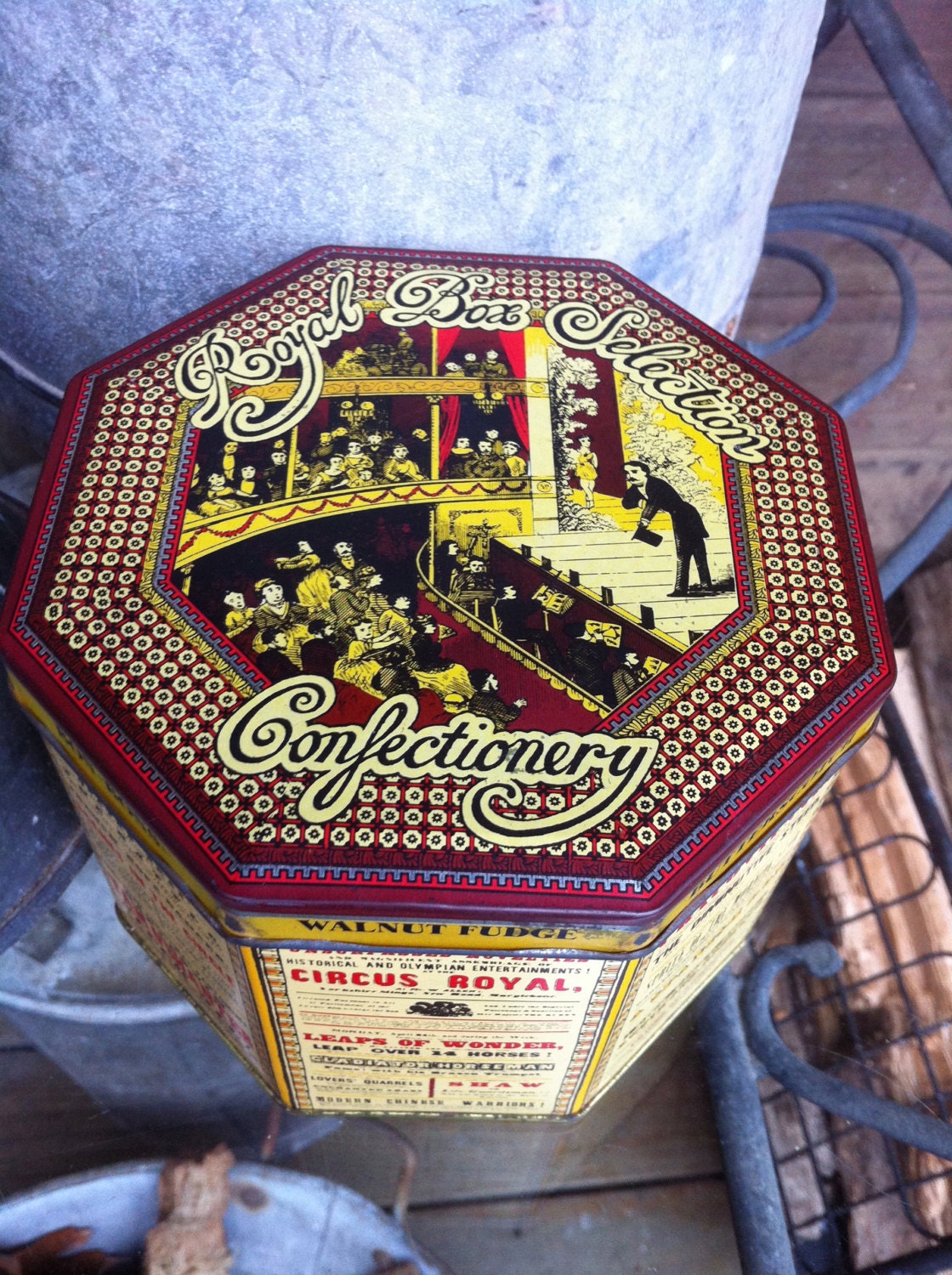 Vintage 1980s Reproduction Tin Royal Box Selection | Etsy
