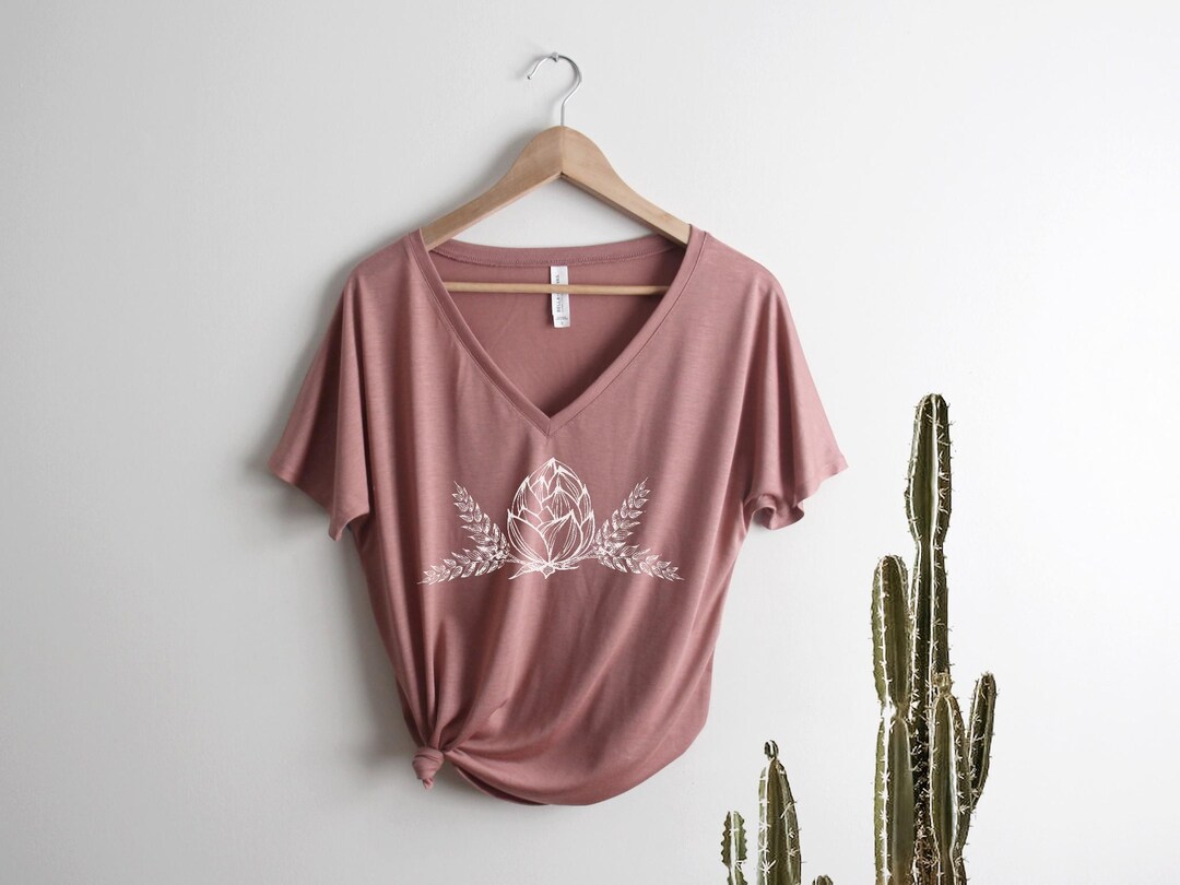 CLEARANCE HOPS Shirt Floral, Plants Oversized Slouchy V Neck Tee Loose ...