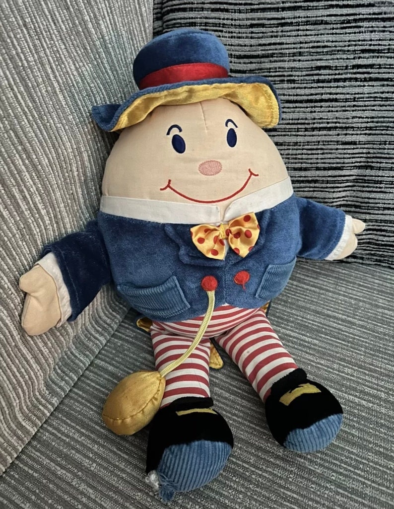 Vintage Boots Tiny Happy Humpty Dumpty Baby Comforter Soft Pram Toy ...