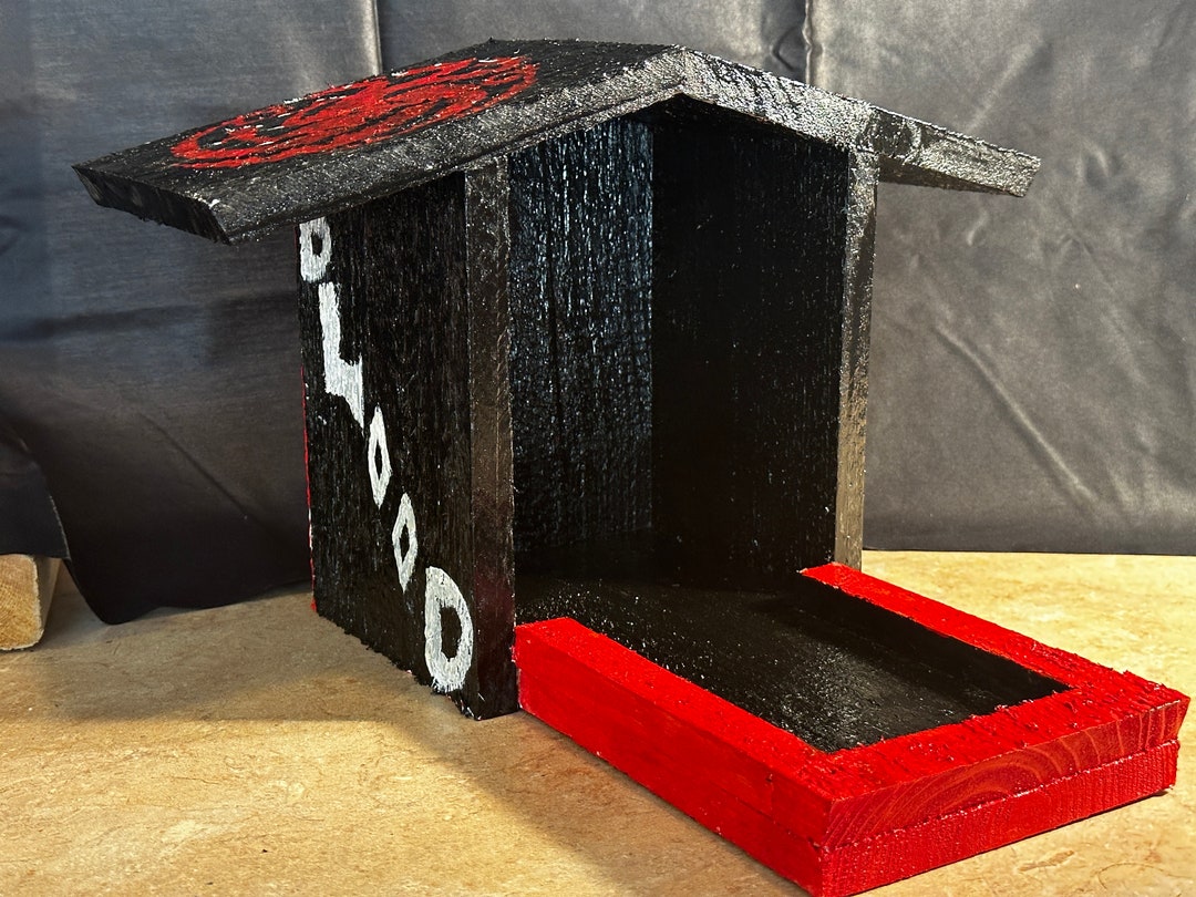Hod dragon Den house of the Dragon Birdhouse Hod Inspired Nesting Box ...
