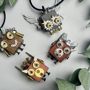 Mini Wooden Steampunk Robot Necklace Decor, Miniature Robotics Keychain ...