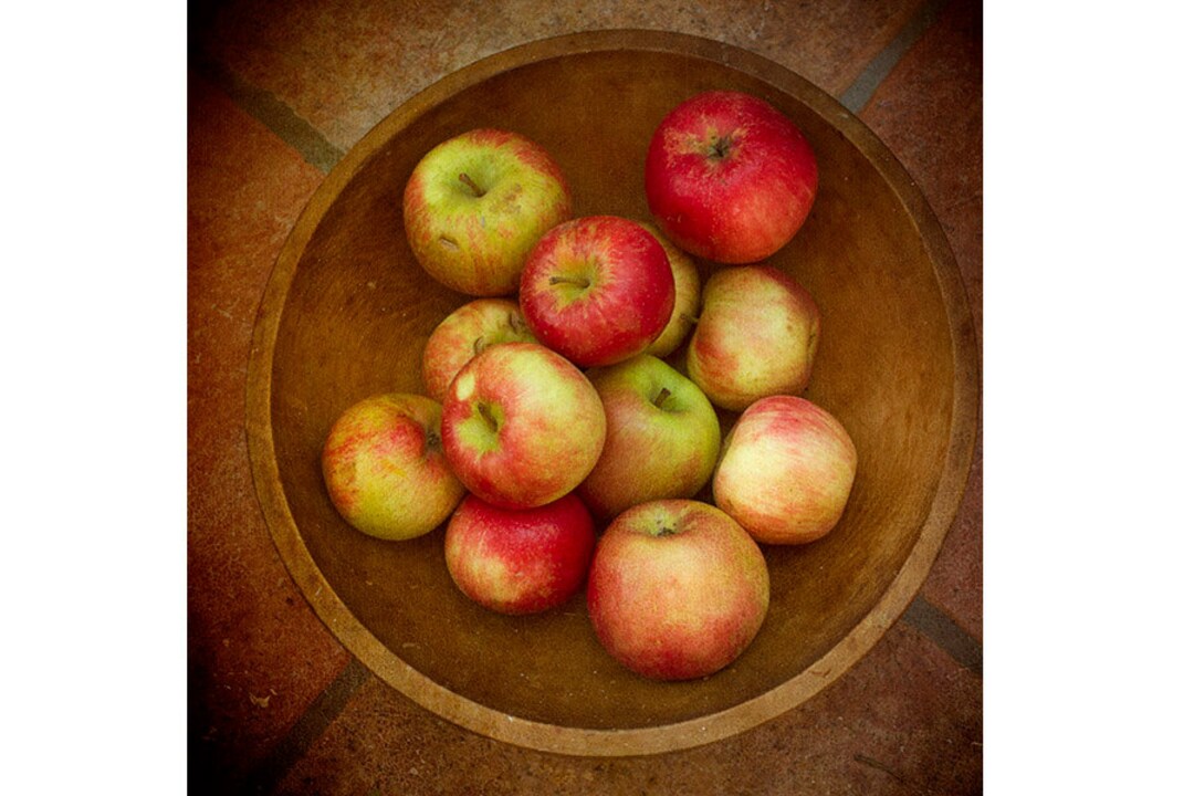 Apple Still Life Photograph, Rustic Kitchen Decor - Etsy