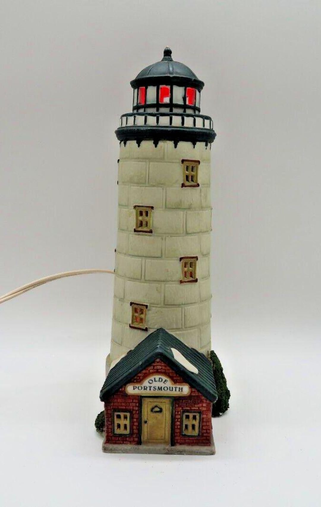 Lemax Porcelain Lighted House Olde Portsmouth Lighthouse Village ...
