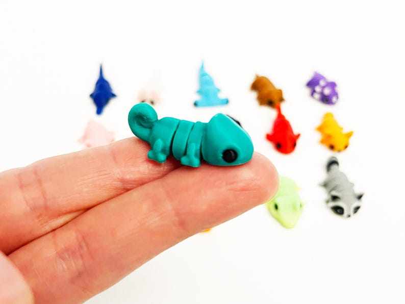 Mini Articulated Animals Fidget Toy Size 1 Inch, Sensory Stress-relief ...