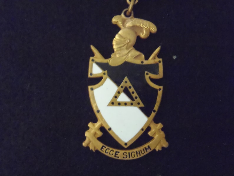 Antique Knights of Templar Pin - Etsy