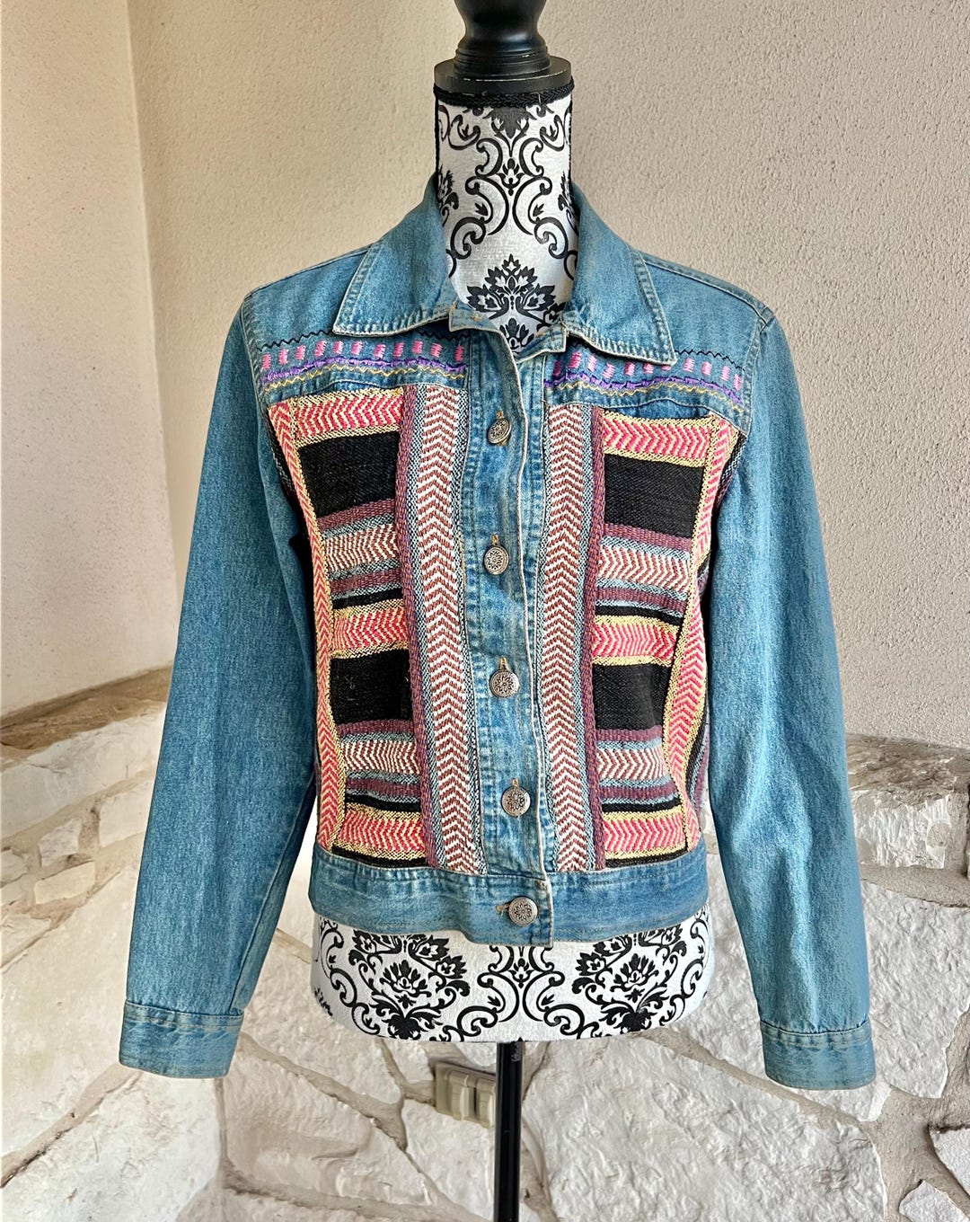 Gorgeous Vintage Women’s New Identity Denim Embroidered Jacket. Button ...