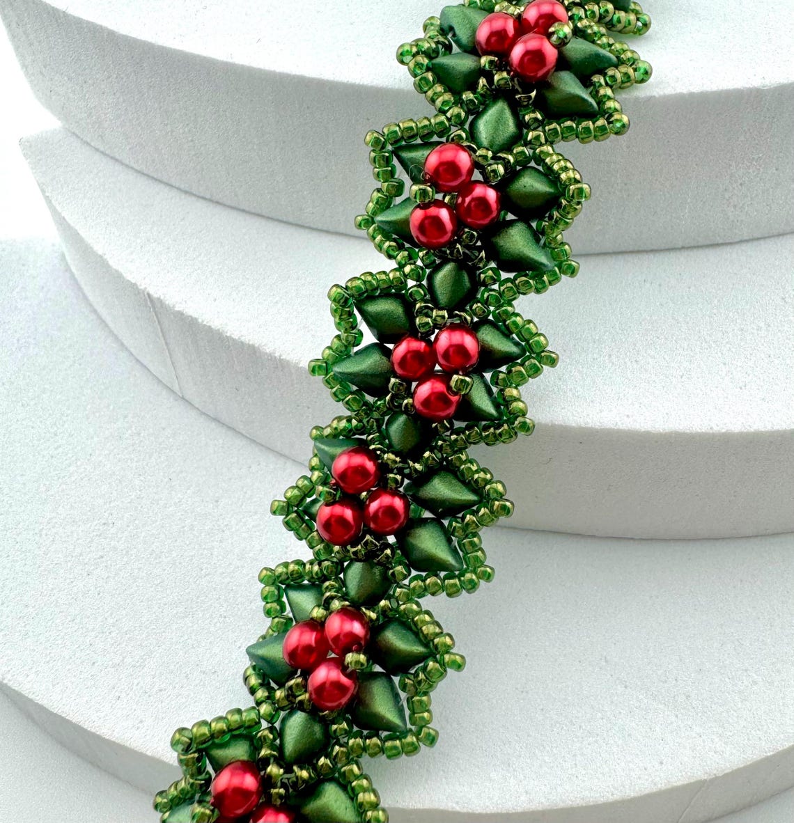 Beaded Holly Bracelet Pattern: Gemduo Seed Bead Tutorial (PDF Pattern ...