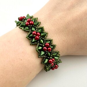 Beaded Holly Bracelet Pattern: Gemduo Seed Bead Tutorial (PDF Pattern ...