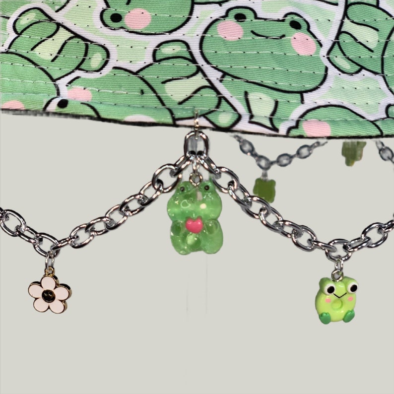 I Leaping Love Frogs! Kawaii Frog Charms and Chain Bucket Hat - Etsy