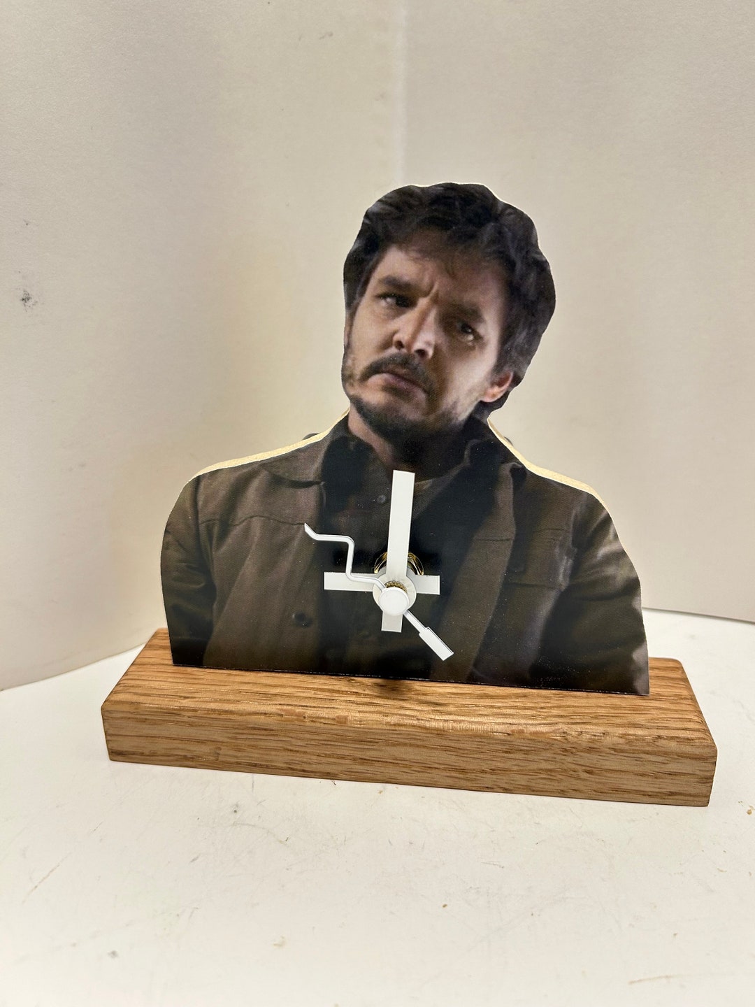 Pedro Pascal Clock - Etsy