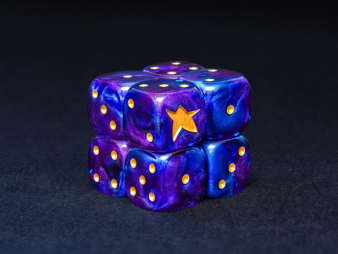 Cthulhu D6 Dice Set – 16mm Resin Dice With Cthulhu Star | Blue & Purple ...