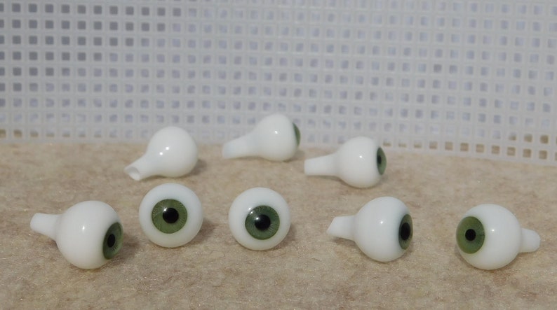 1 PAIR Glass Doll Eyes Hollow Blown 11mm Green SALE for Doll, Fairy ...