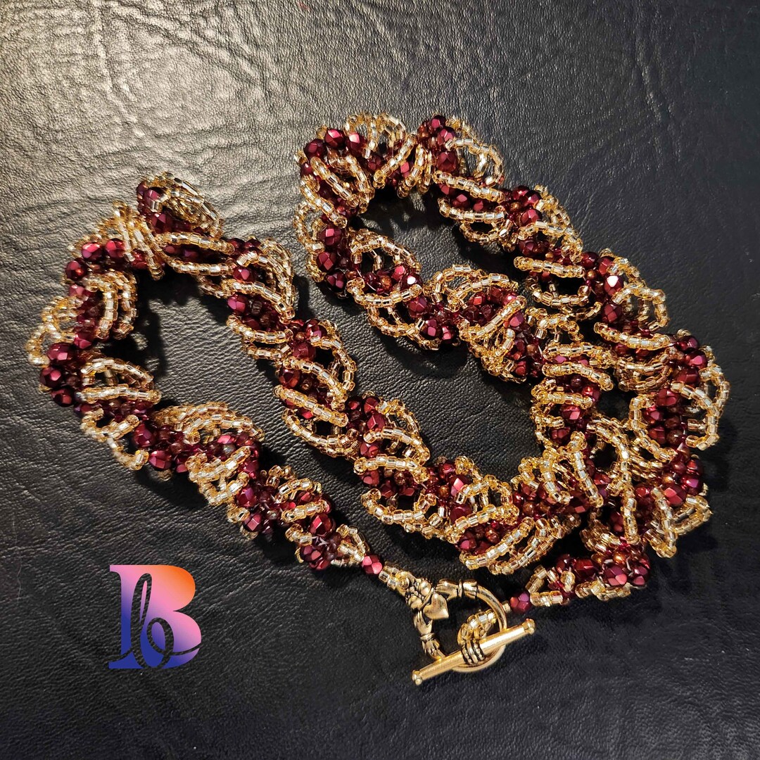 20 Beaded Dutch Spiral Necklace in Garnet/red and Gold, With Claddagh ...