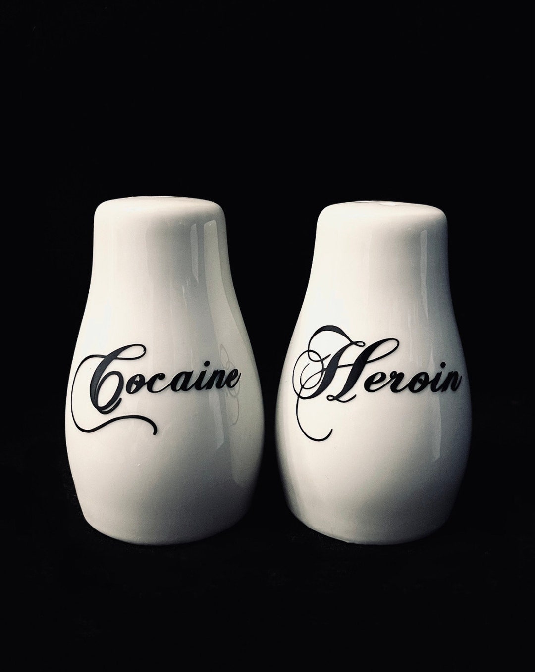 Cocaine & Heroin Novelty Salt and Pepper Shakers | Funny Kitchen Decor ...