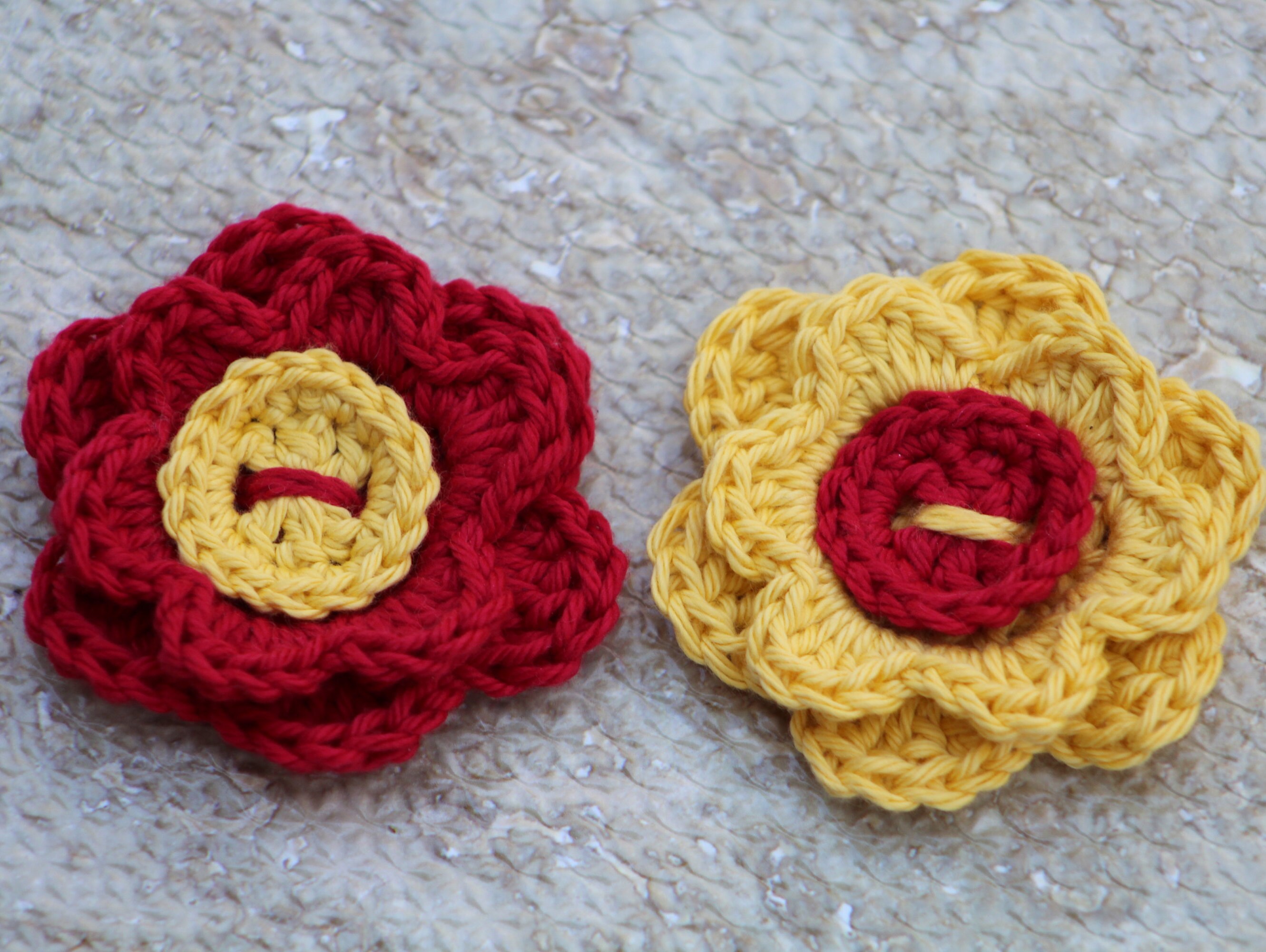 PDF crochet pattern Button flower Flower applique Crocheted | Etsy