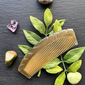Art Deco Vintage Small Toothed Horn Comb Marcel Wave Hairstyle 1920's ...
