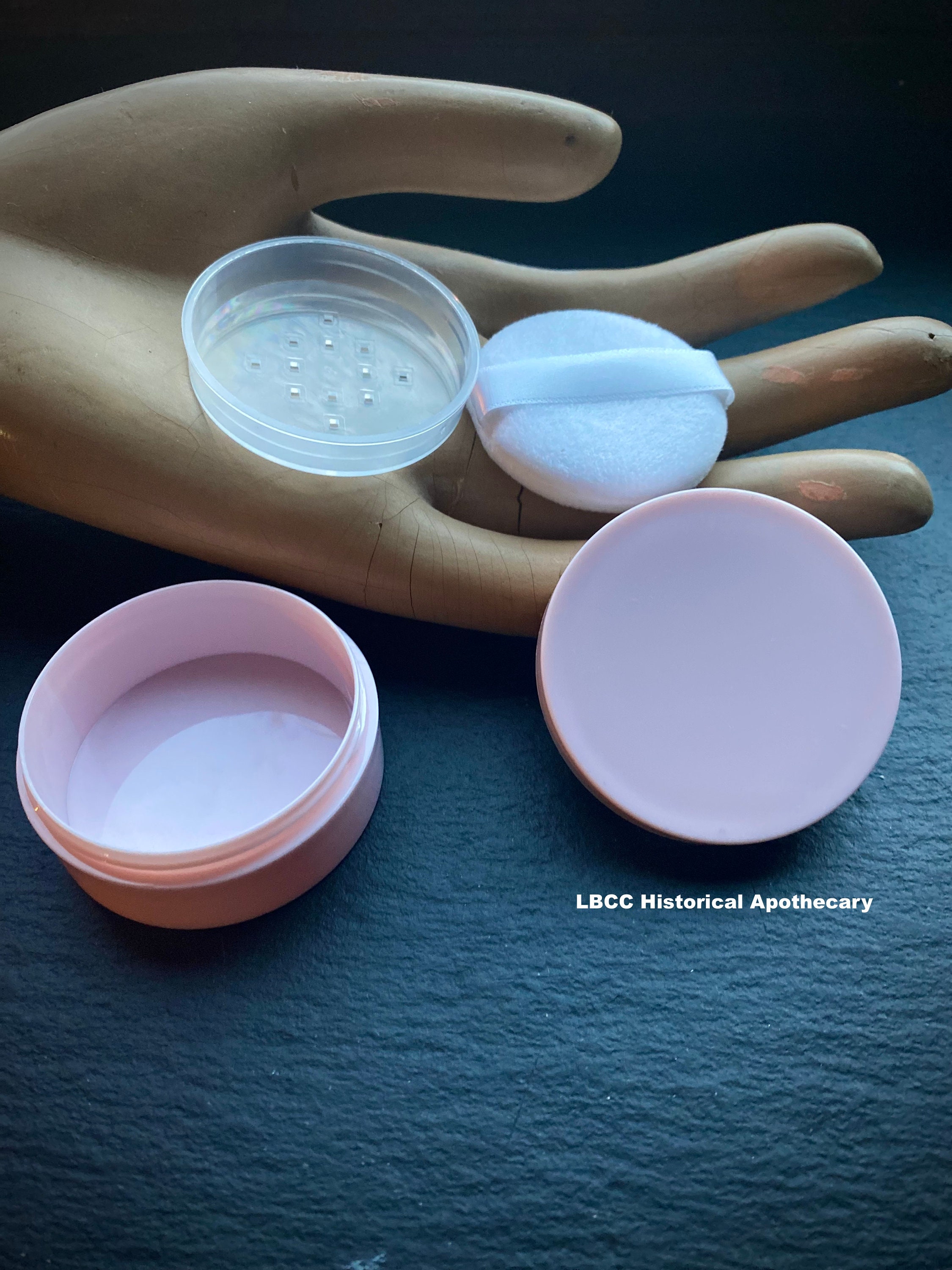 Vintage Soft Pink Face Powder Compact: 1920s Vanity Sifter - Etsy