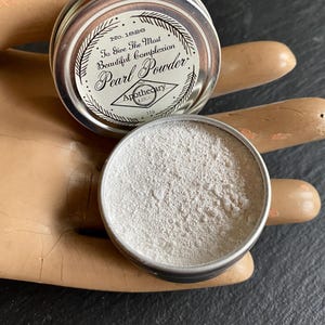 100% Natural Pearl Face Powder: Regency Victorian Makeup - Etsy