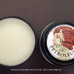 1922 Pomade Vintage Hairstyle Vintage Pomade Pinup Hair Vintage ...