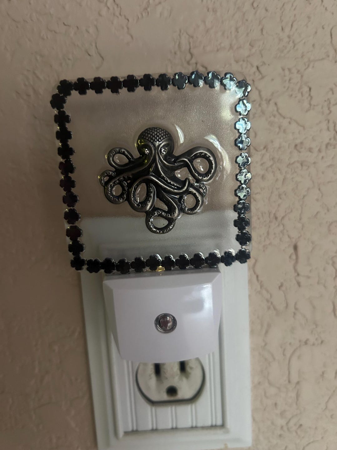 Octopus Automatic Night Light - Etsy