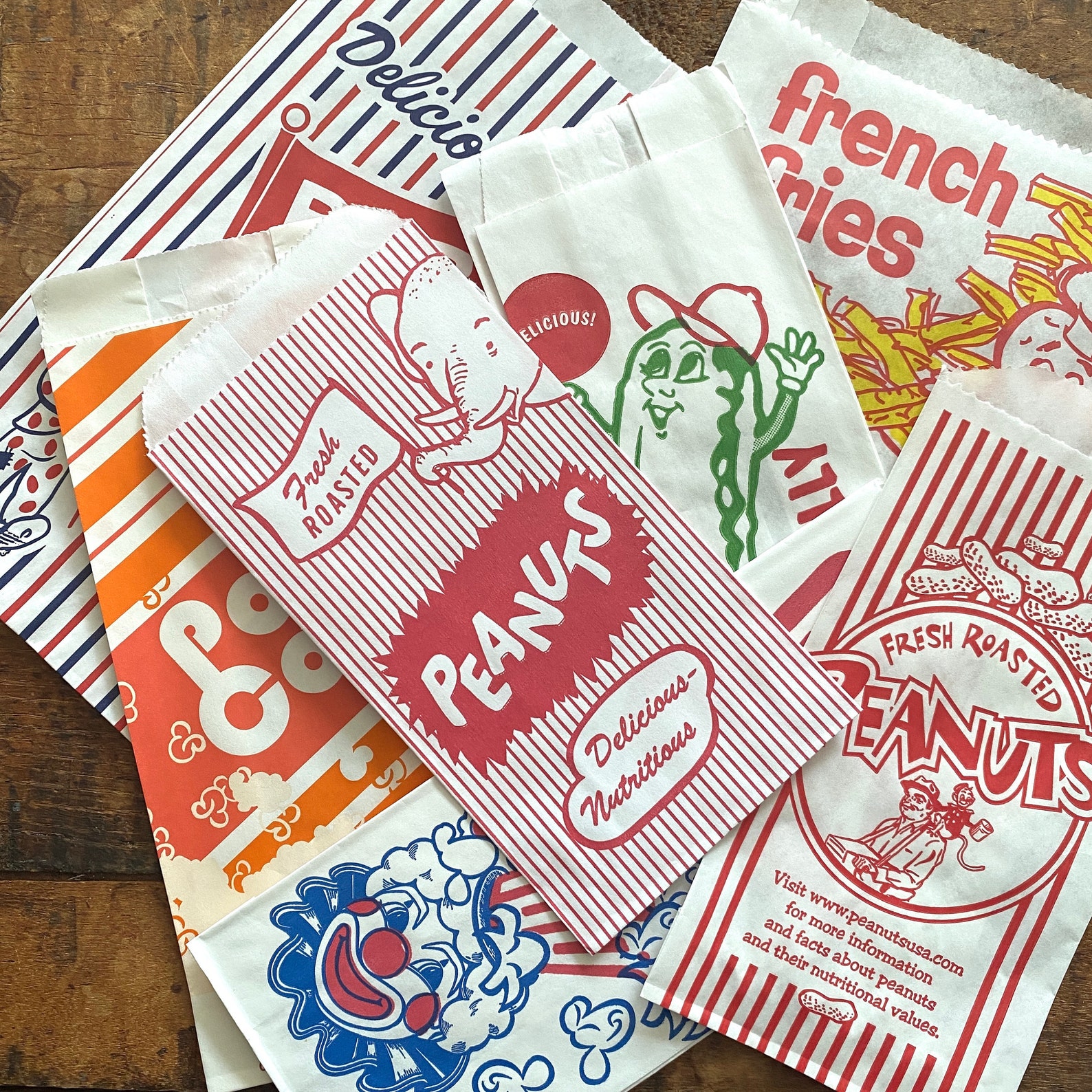 Assorted Paper Bags Set of 8 Paper Bag, Treat Bag, Circus Bags, Peanuts ...