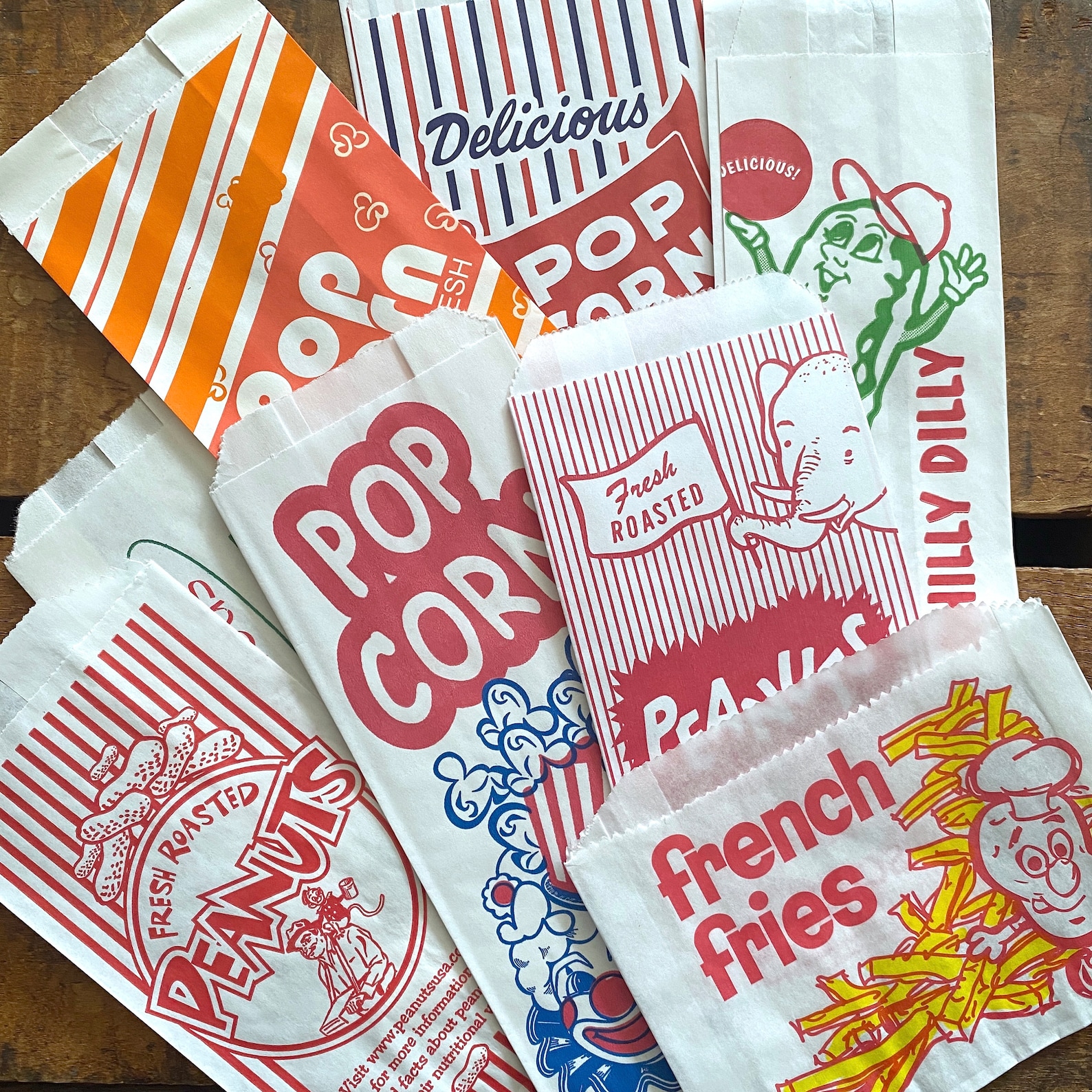 Assorted Paper Bags Set of 8 Paper Bag, Treat Bag, Circus Bags, Peanuts ...