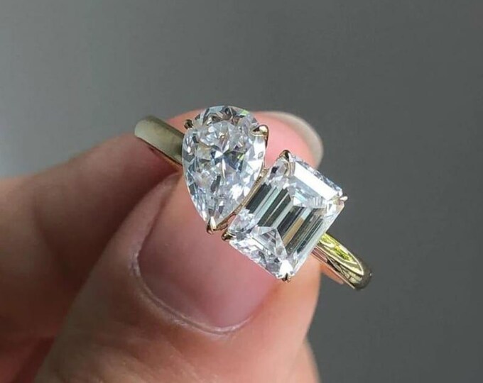 2 5 Carat Double Stone Engagement Ring Pear Cut And Emerald Cut