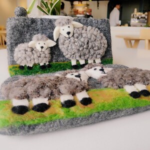 Merino Wool Felt Sheep Purse - Small Embroidered Coin Pouch – Eco ...