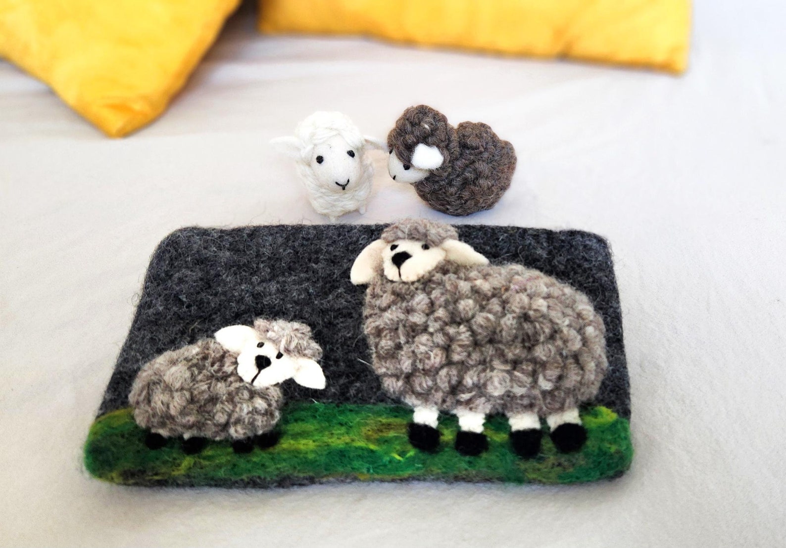 Merino Wool Felt Sheep Purse - Small Embroidered Coin Pouch – Eco ...