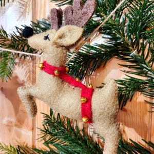 Handmade Felt Reindeer Garland: Festive Holiday Decor - Etsy