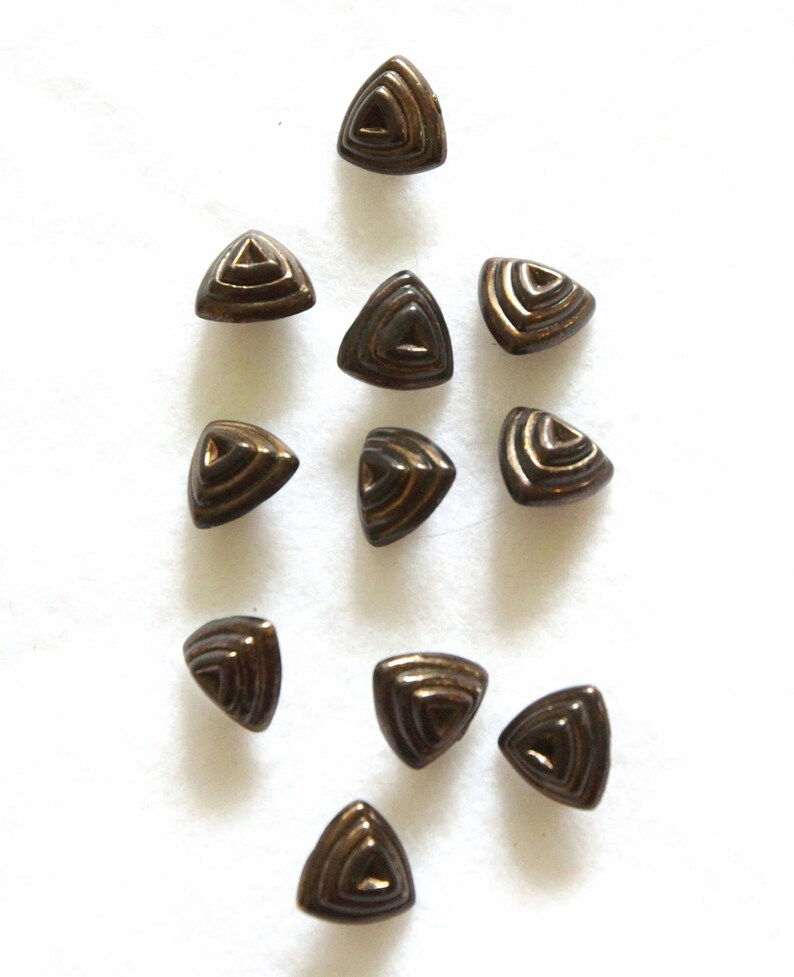 Plastic Triangle Buttons Craft Buttons Triangular Buttons - Etsy