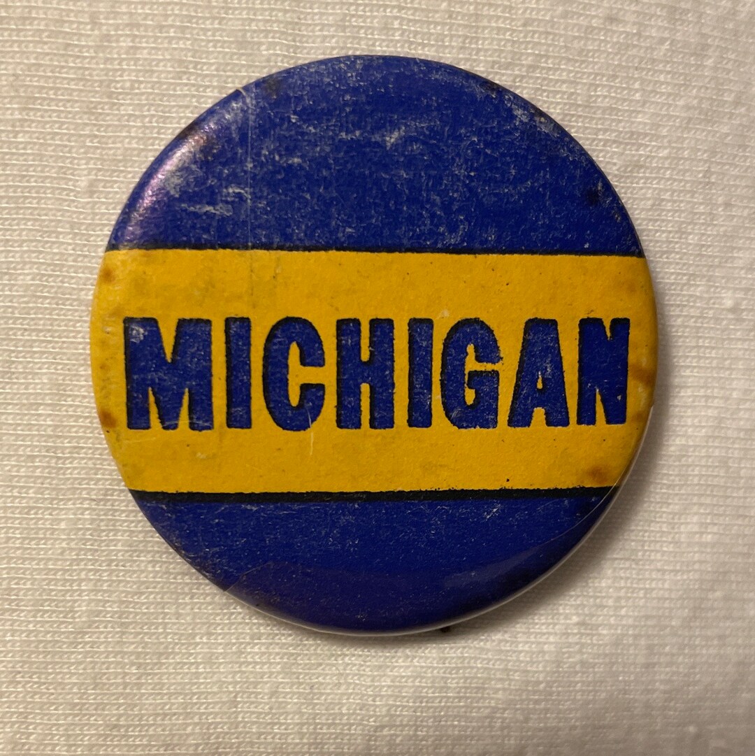 University of Michigan Wolverines 1960s Vintage Pinback Button 1.75” - Etsy