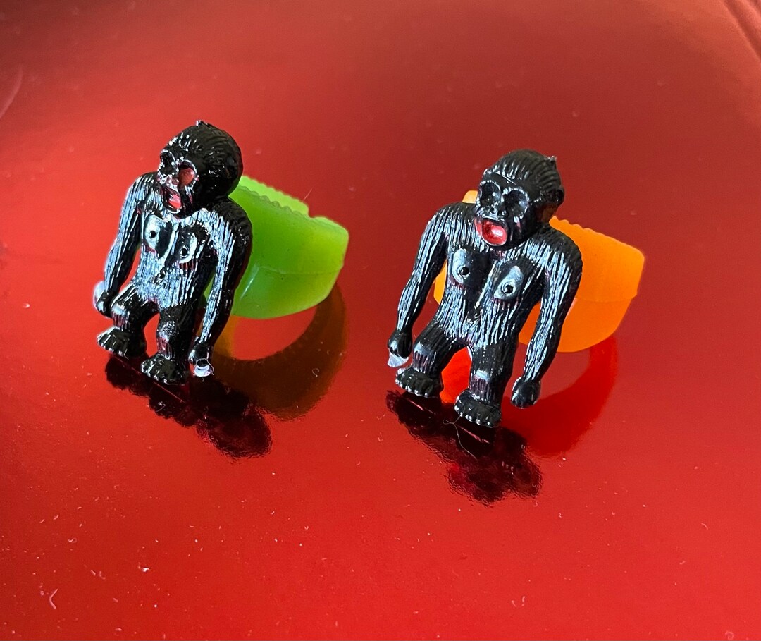 Vintage NOS King Kong Ring - Gum Ball Machine Prize - Etsy