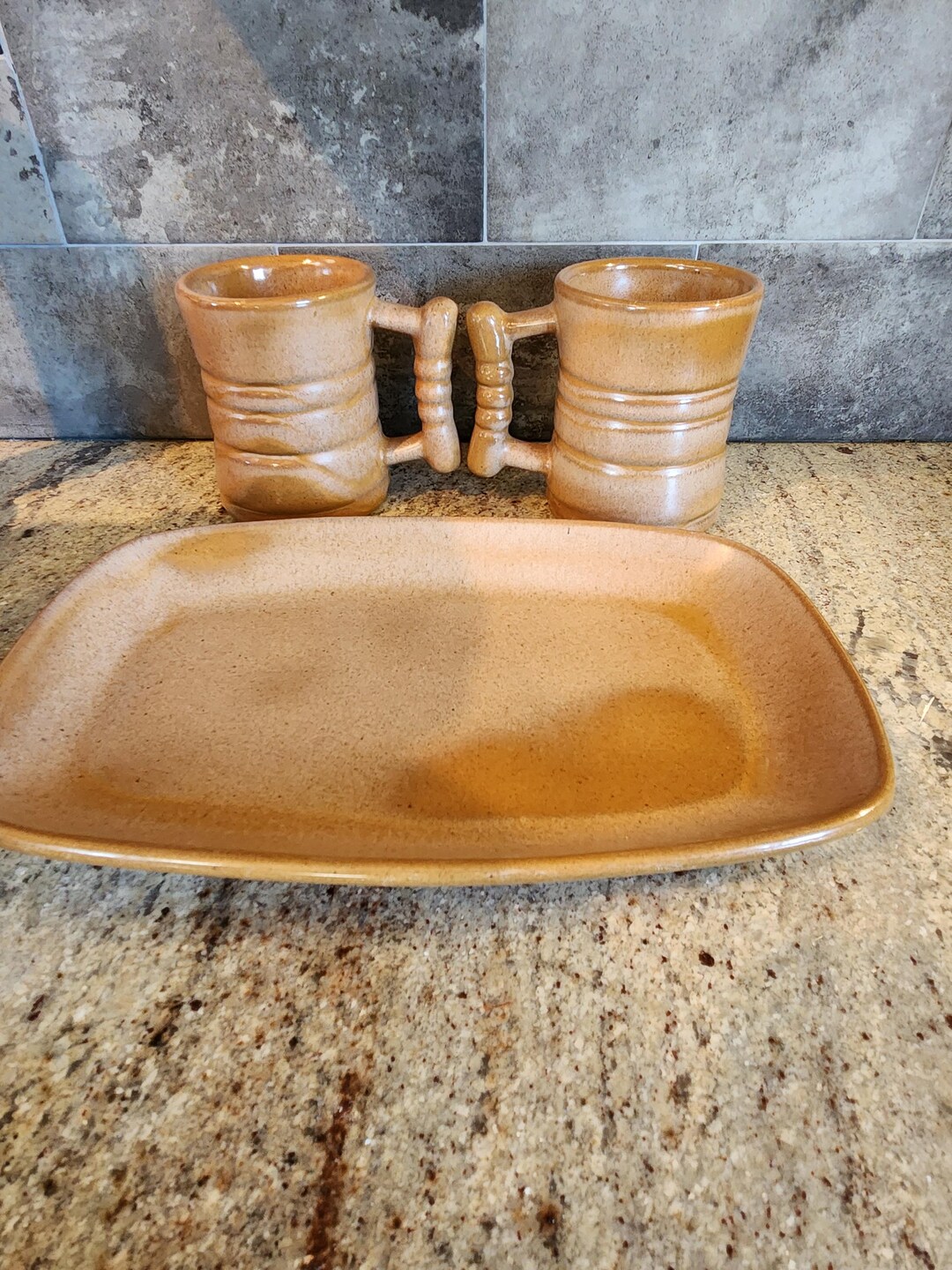 Francoma Pottery Serving Platter and Two Mugs in Plainsman Cinnamon - Etsy