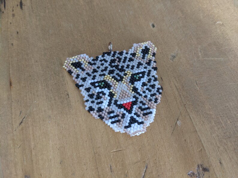 Beaded Cheetah Necklace Pendant | Miyuki Beaded Cheetah Charm | Seed ...