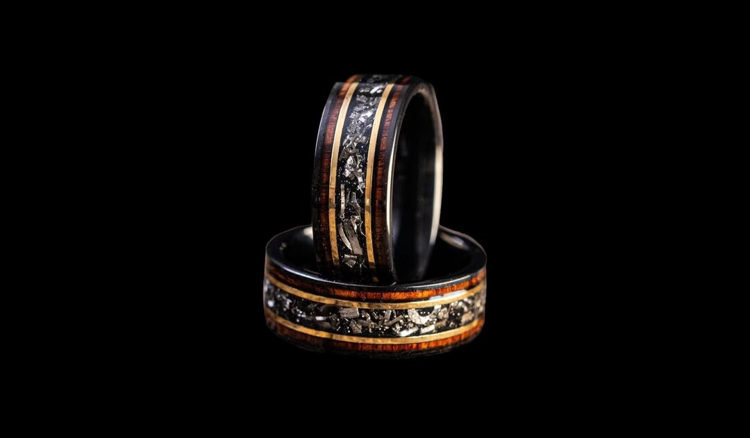 Burnt Whiskey Barrel & Meteorite Men's Wedding Band | 8mm Meteorite ...