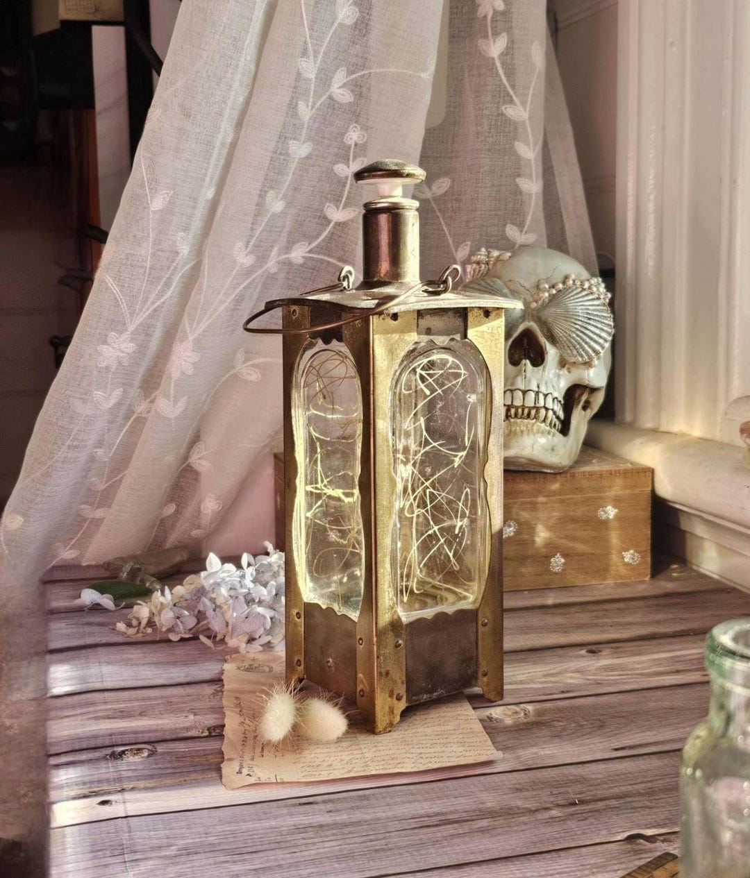 Vintage MUSICAL LIQUOR DECANTER in Brass & Glass W/ Gold Swirls * Plays ...
