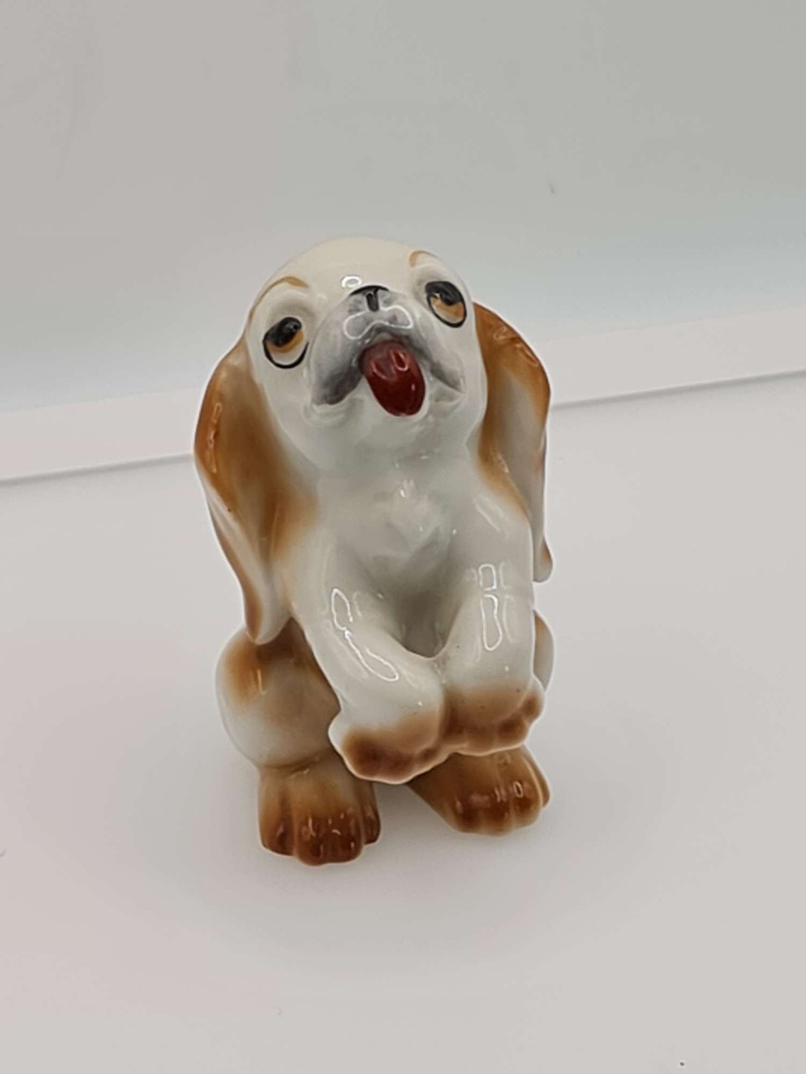 Vintage Dog Figurine | Super Cute & Collectible Begging Dog! King ...