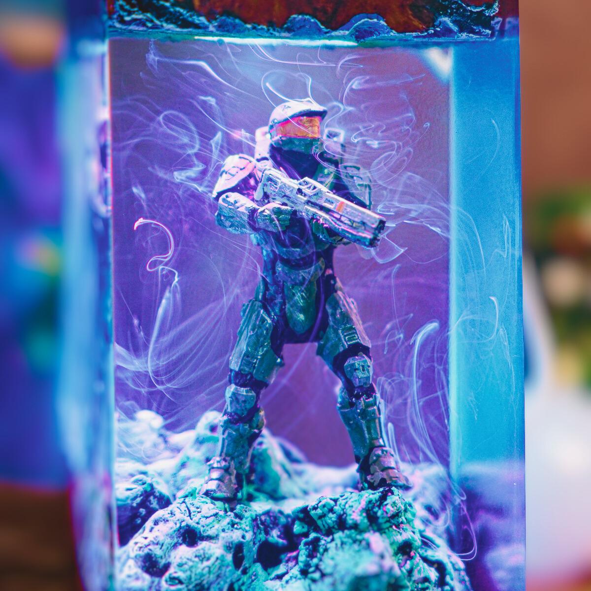 NEW M4ster Ch|ef Resin Lamp – Hal/o |nfinite Inspired LED Diorama Light ...