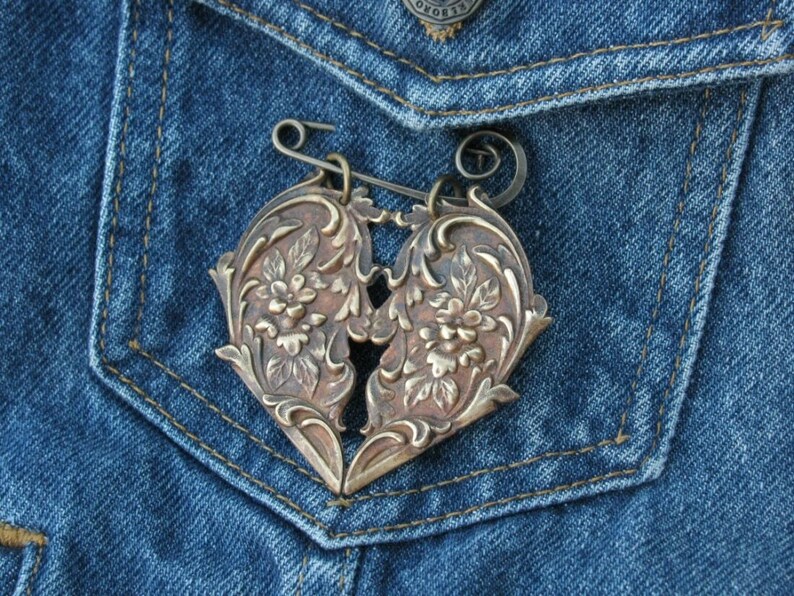 Brass Rococo Style Heart Brooch Pin With Flowers - Etsy