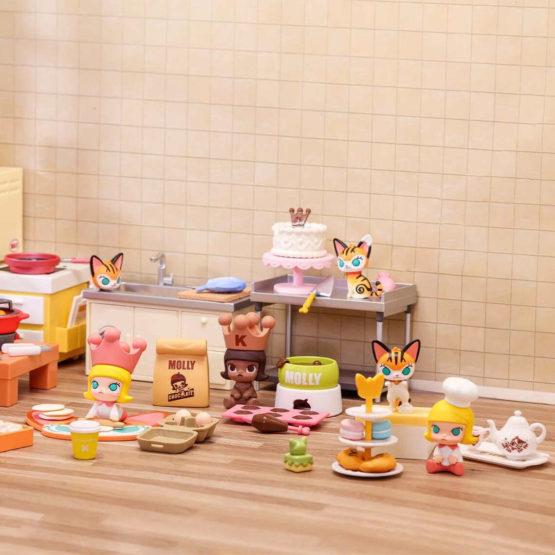 Pop Mart Molly AUTHENTIC New My First Cake Pop Mart MOLLY Cooking ...