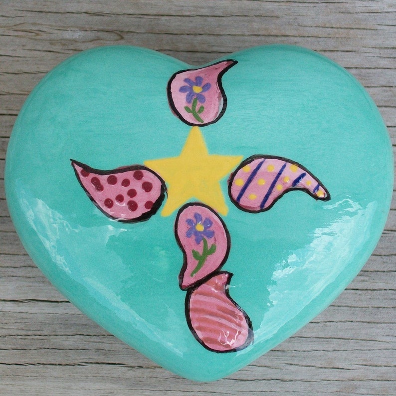 Handmade Ceramic Heart Box / Treasure Box / Trinket Box / - Etsy