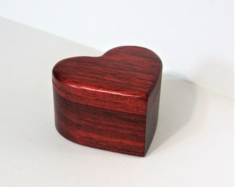 Red Heart Box - Etsy