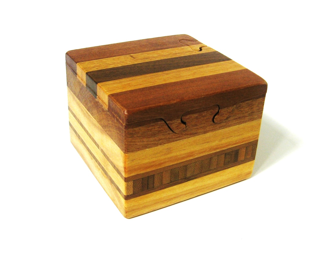 Large Puzzle Box Made of Five Woods - Etsy