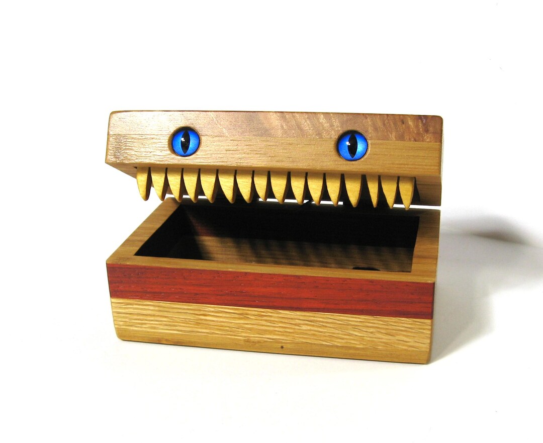 Large Maple Burl Wood Creature Treasure Box Made of Four Woods - Etsy