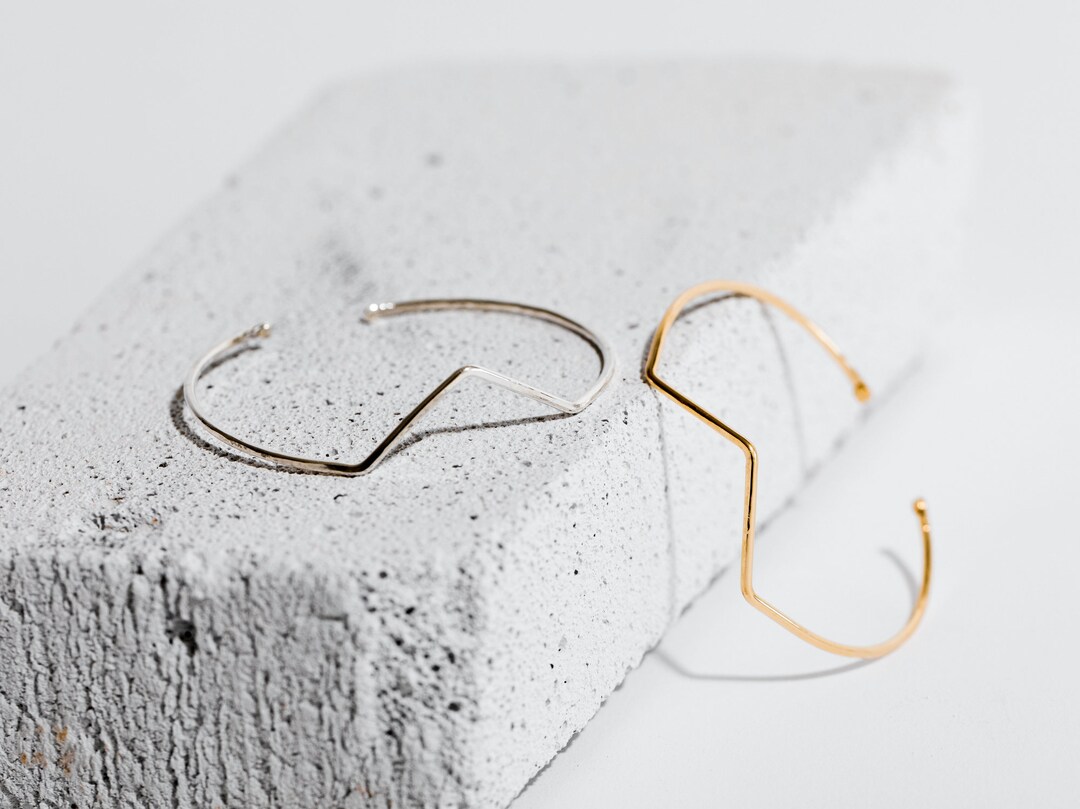 Chevron Bangle Bracelet in Gold Filled , Rose Gold , Sterling Silver ...