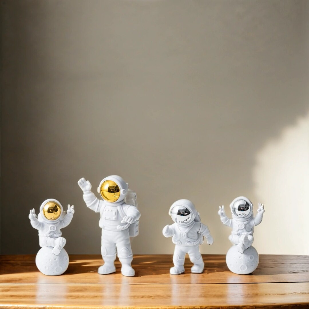Set of 3 Astronaut Figure Statues for Space Lovers Sculpture Modern Art ...