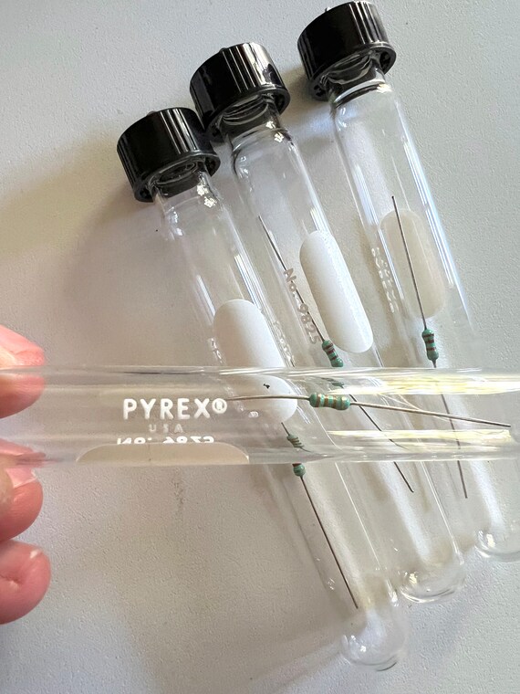 Pyrex Specimen Test Tube No. 9825, Science Vial Penda… - Gem