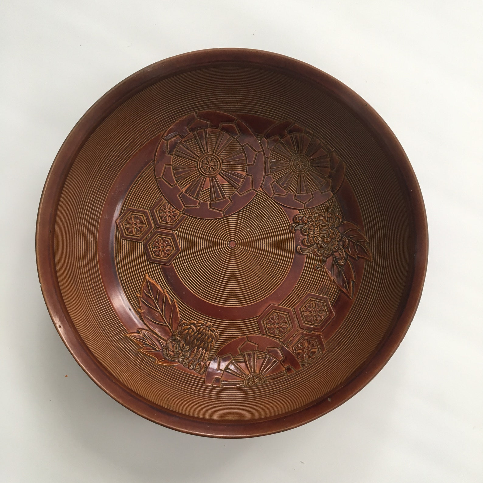 Syroco Wood Plate Stand and Asian Style Celluloid Bowl Set - Etsy